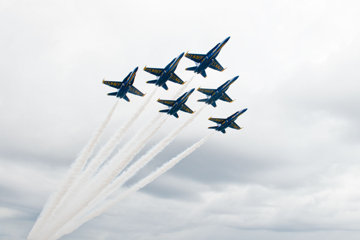 Navy 'Salute to America' Flyovers Come as Service Faces Aviation Budget ...