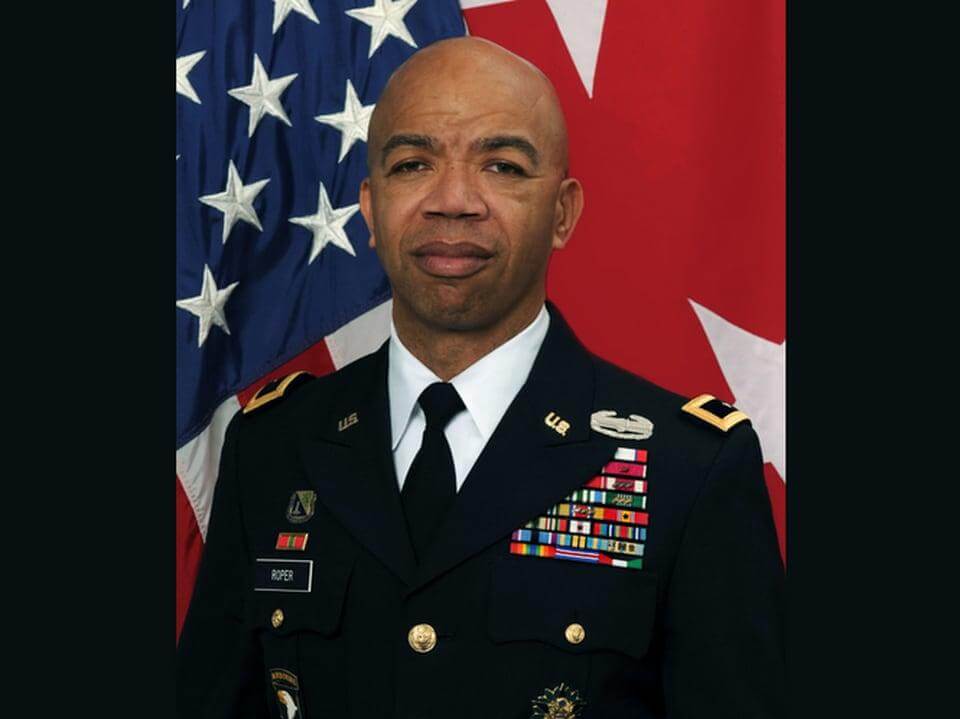 US Army Reserve's 1st Black Lieutenant Basic Retires from Army ...